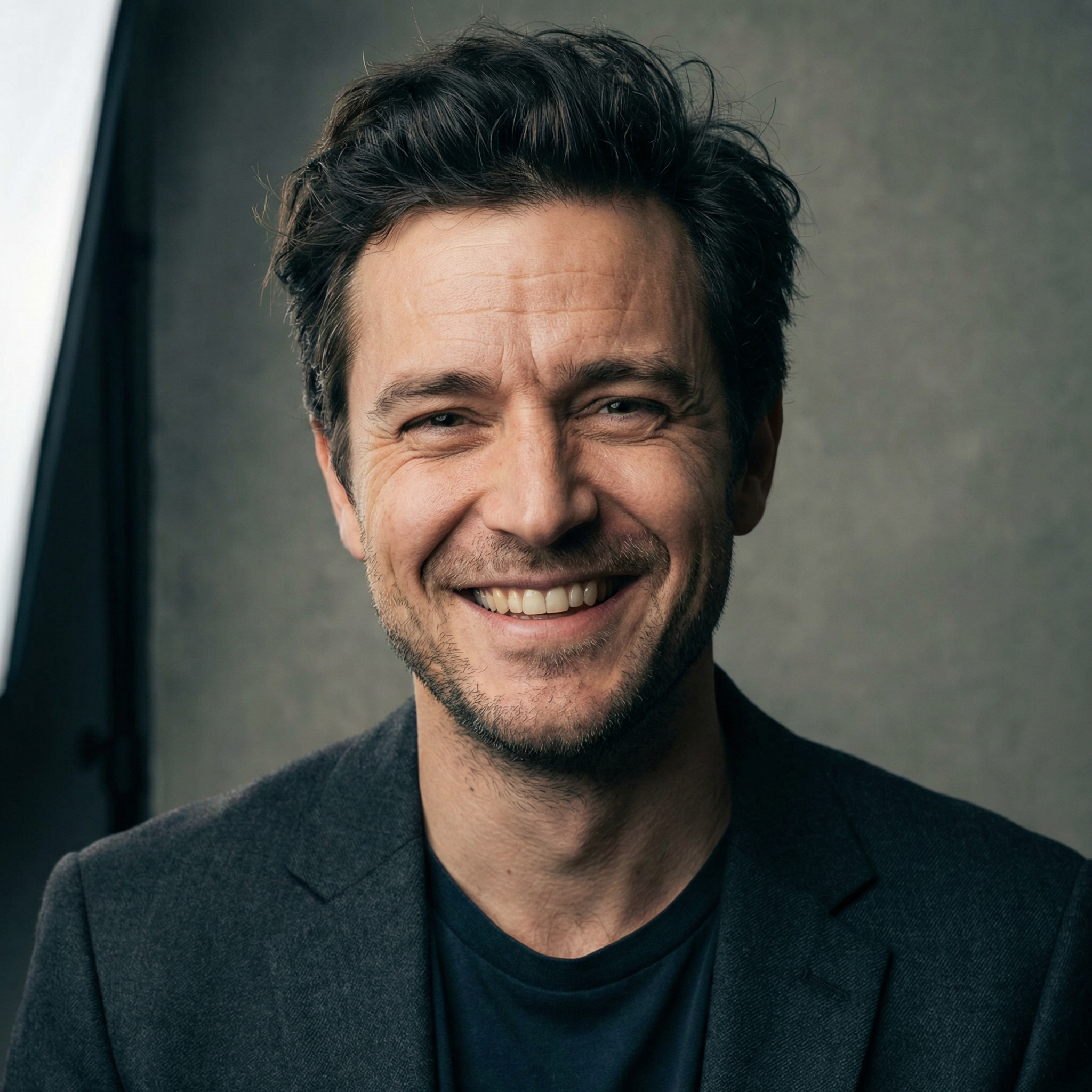 AI Actor Headshots Generator | Easy-Peasy.AI